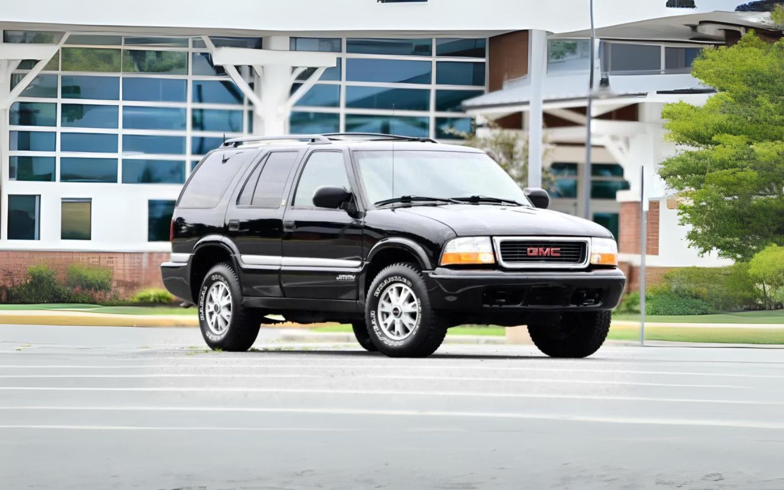 GMC Jimmy Lighting – Customs Unlimited Wholesale